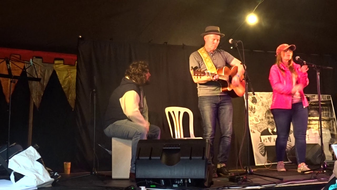 Paige & The Red Shift Trio "Your Turn Now" live at Wychwood Festival ...