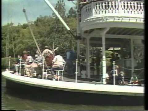 Day At Disneyland Rare 1982 VHS  Walt Disney Home Video Mycoolhomevideos Hbvideos
