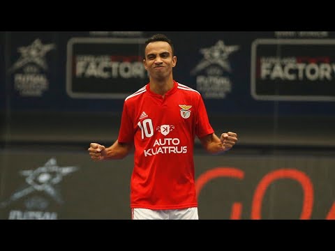 Robinho, el rey del 1x1