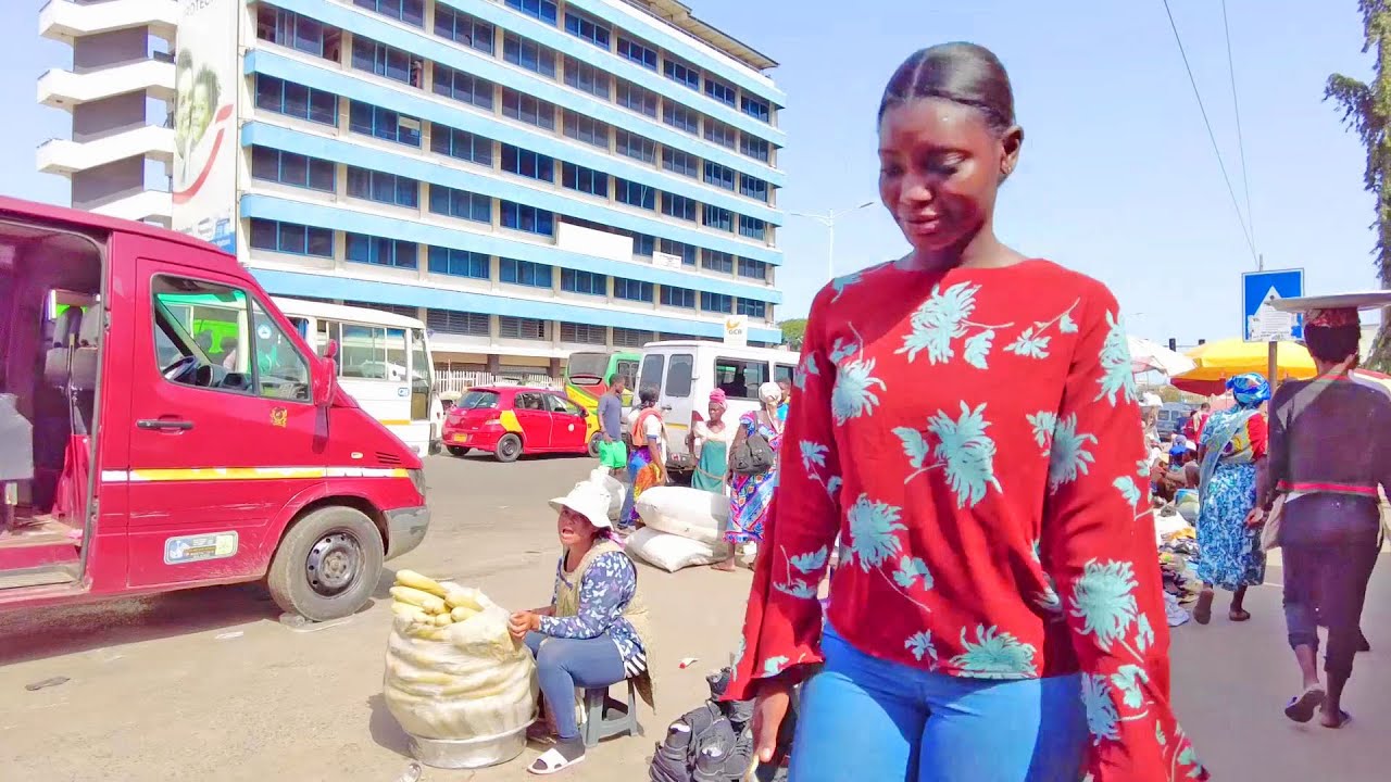 INSIDE AFRICA'S EXTREMELY BUSY STREET MARKET || AFRICAN WALK VIDEOS ...