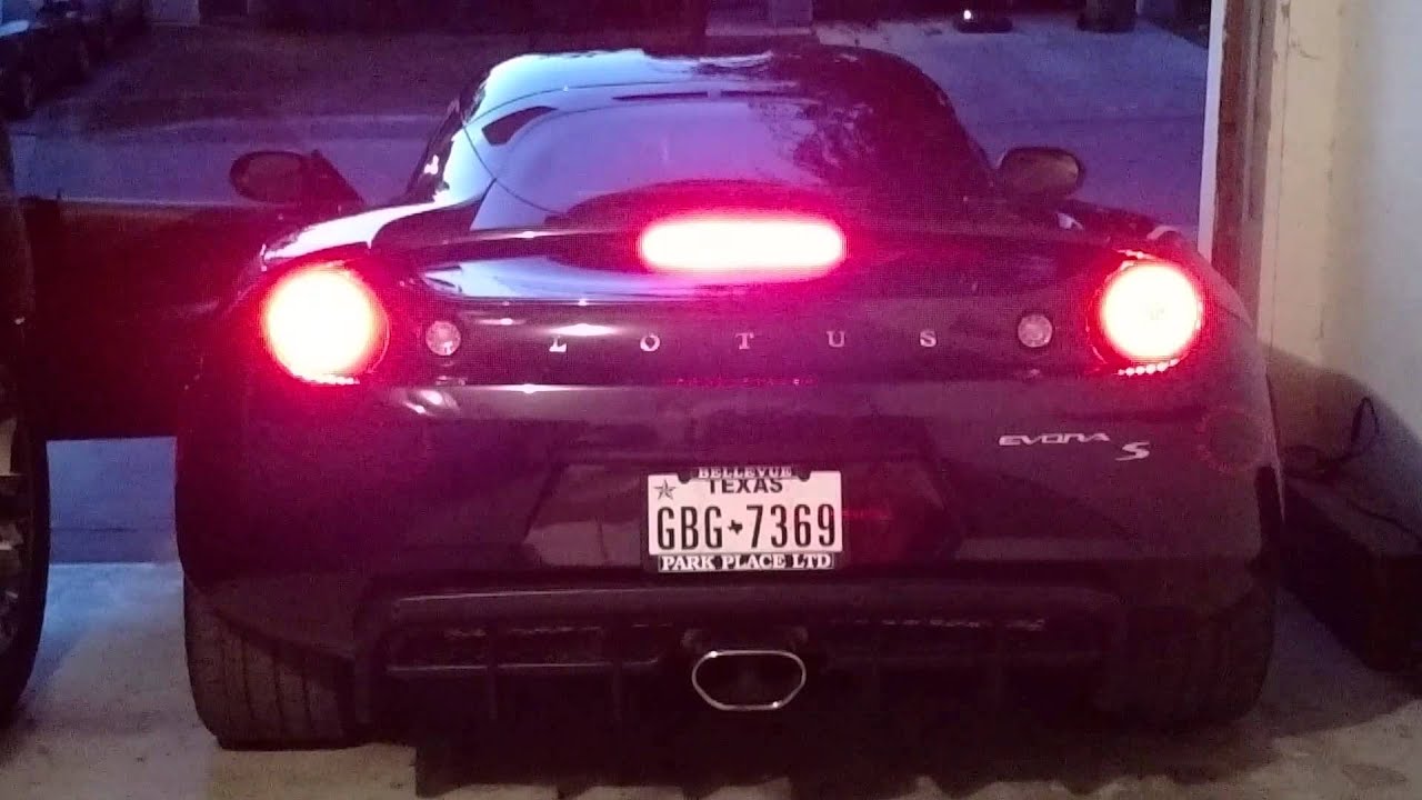 Lotus Evora 3rd brake light flasher mod - YouTube