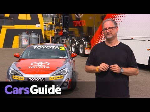 Toyota 86 T86RS 2017 review | quick track test video