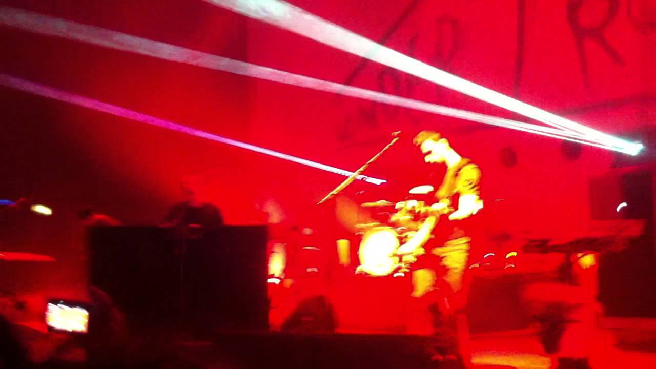 Coldplay - Clocks - Live @ Under1Roof - 2013 - HD - YouTube