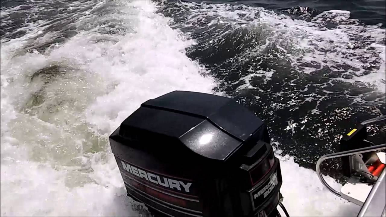 Bayliner 2452 Sea trial with 200hp Mercury Black Max outboard ...