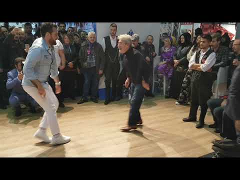 Maçka bıçak horonu  Rahmetli Osman Genç ve oğlu Cihan Genç #macka