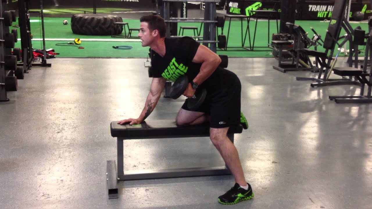 Dumbbell Row Rep Hold Method - YouTube