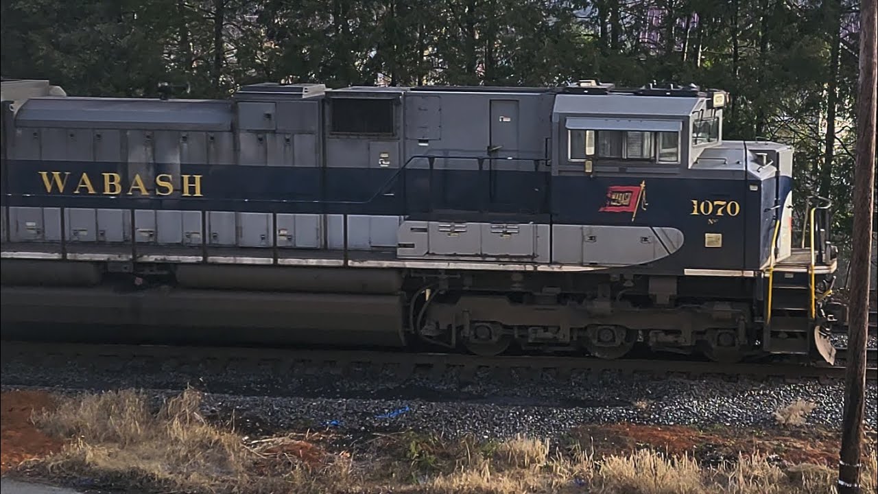 Wabash 1070 Norfolk Southern Heritage Locomotive - YouTube