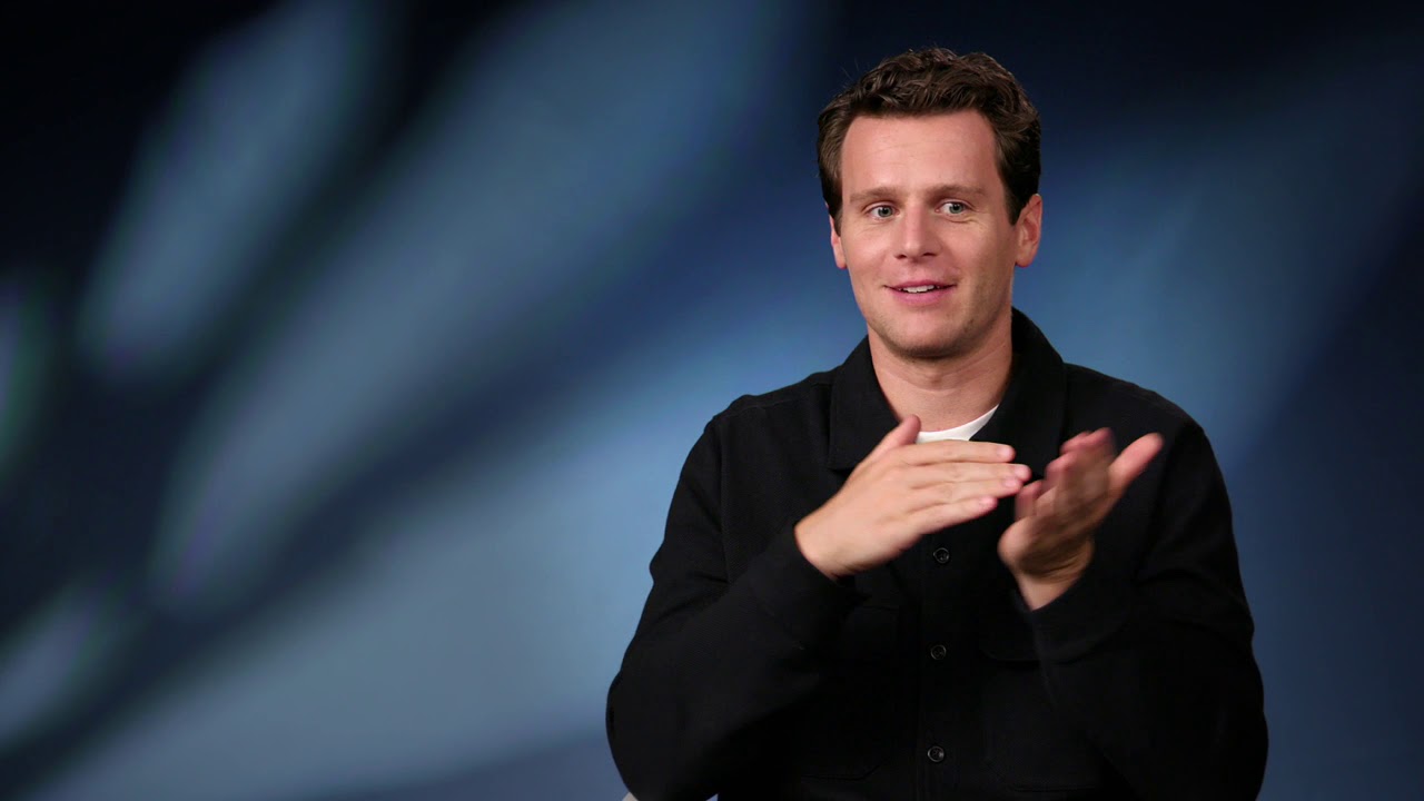 Frozen 2: Jonathan Groff "Kristoff" Behind the Scenes Movie Interview ...