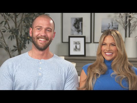 WWE’s Kelly Kelly Wants Husband Joe Coba to ‘Pull the Babies Out’ When She Gives Birth to Twins!
