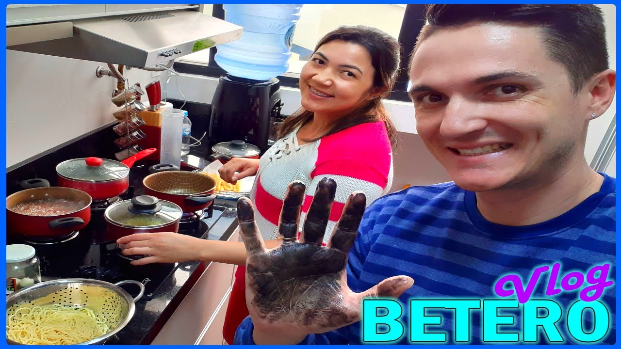 O DIA EM QUE OBRIGUEI A SIMONE A FAZER COMIDA - YouTube