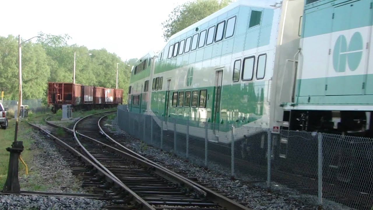 GO 618 Arriving at Bradford Station (04JUN2010) - YouTube