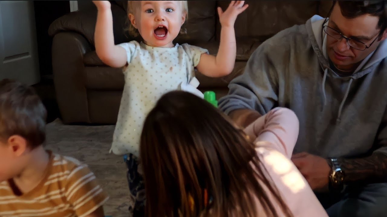 Baby Aubrey Says "Tada" Everytime She Stacks One Toy Ontop of the Other ...