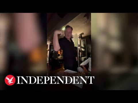 Piers Morgan throws salt with 'Salt Bae'