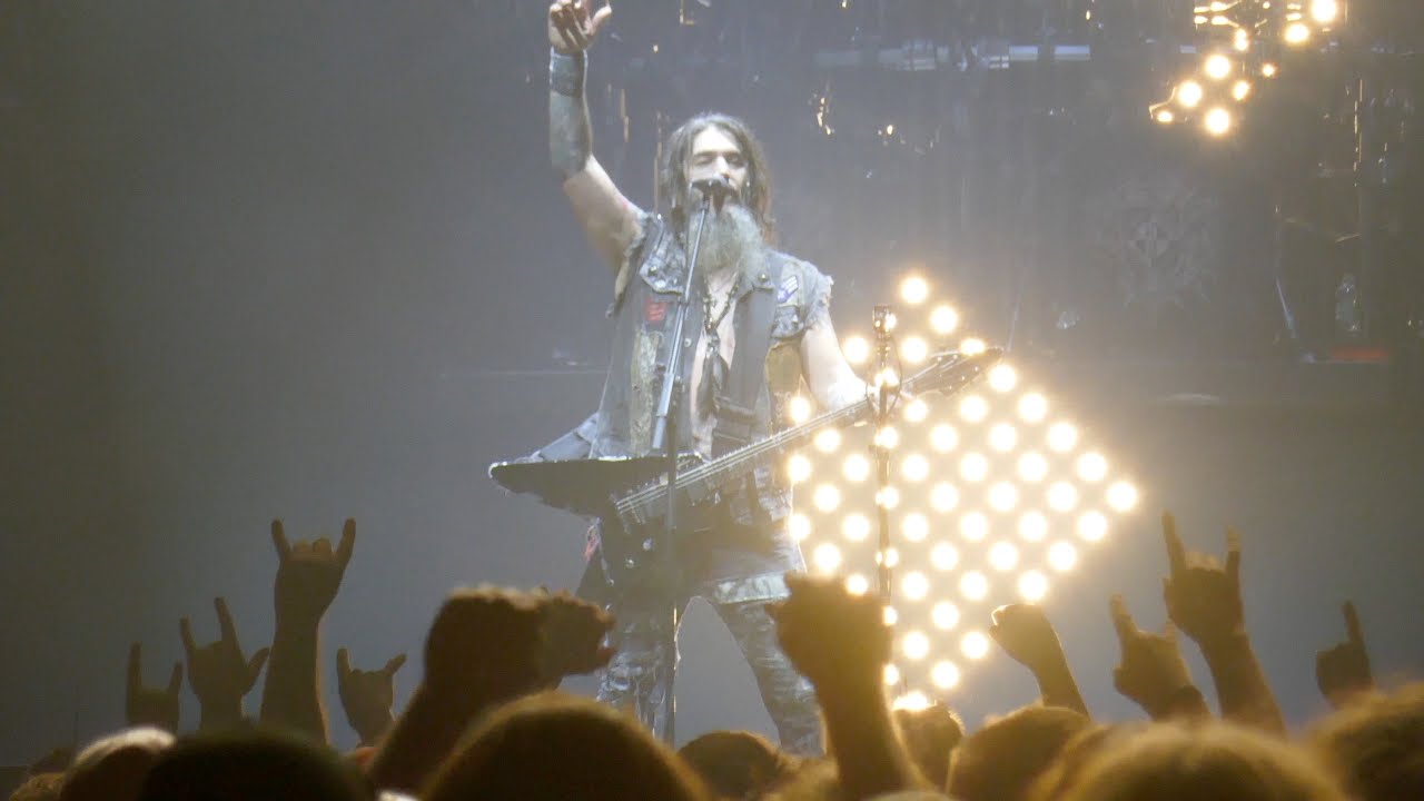 Machine Head Halo Live 2022-10-01 Velodrom Berlin, Germany - YouTube