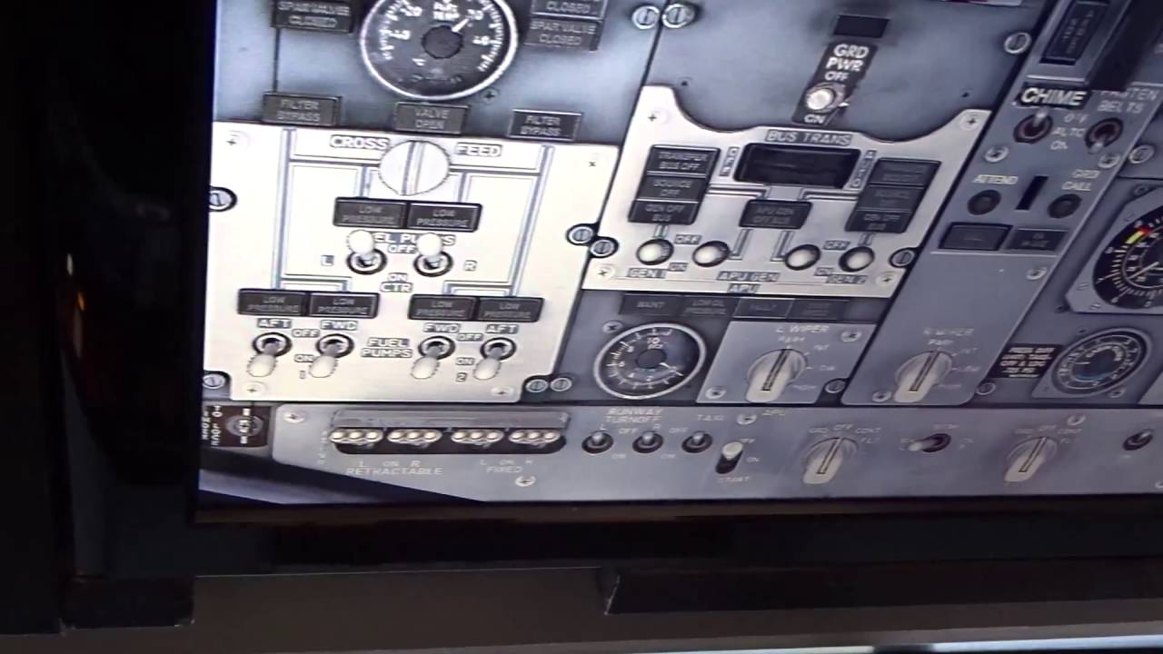 Visual Approach at Innsbruck LOWI Airport - YouTube