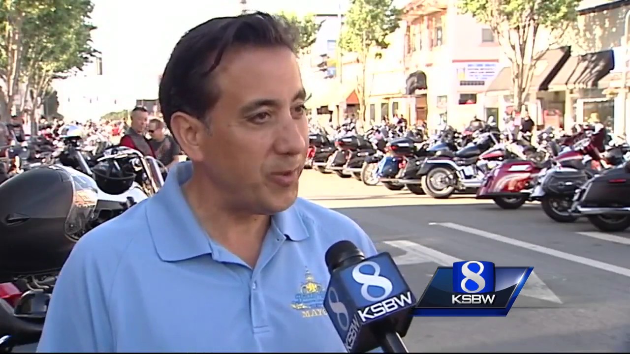 Hollister Independence Rally rolls into town - YouTube