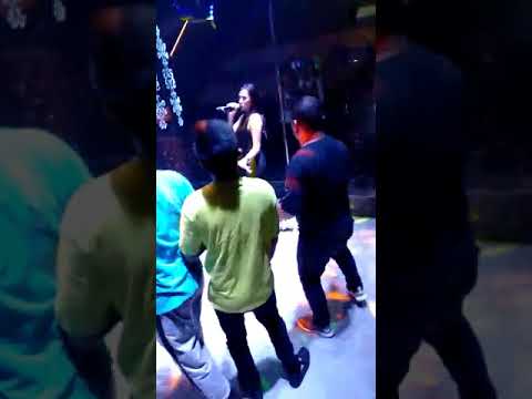 cewek BATAM jahat bos!!!