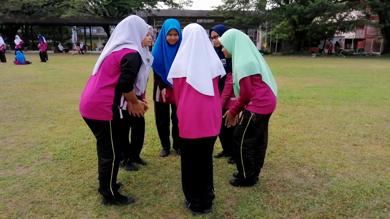 Pergerakan kreatif tepuk jalak - YouTube