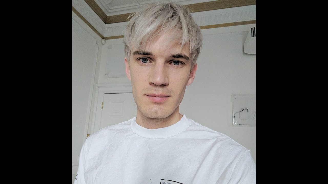 2018 PEWDIEPIE SHAVES OFF HIS BEARD ONLINE - YouTube