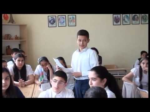 62 sayli mekteb-lisey.  VII sinif sagirdlerin arasında \