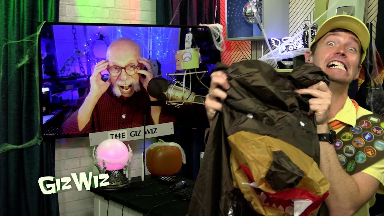 The Giz Wiz #2012: Bear With Me - YouTube