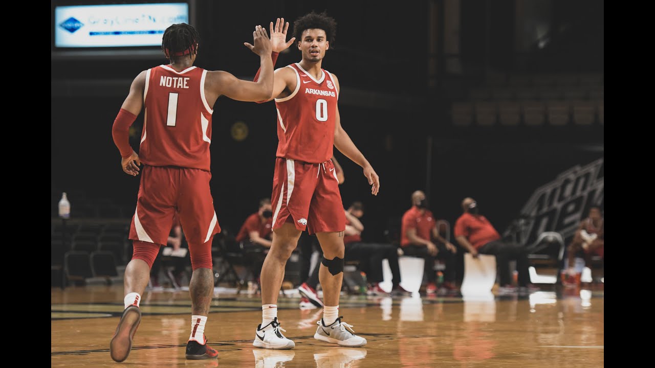 Justin Smith recaps Arkansas' 92-71 win over Vanderbilt - YouTube