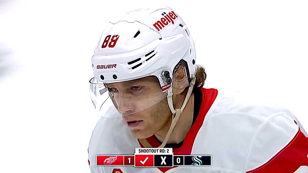 Kane just made NHL history - YouTube