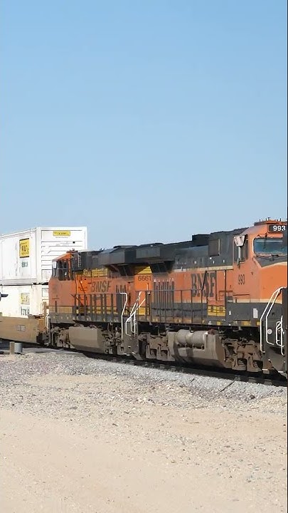 BNSF 7170 EB STACK TRAIN 7-17-2022 - YouTube
