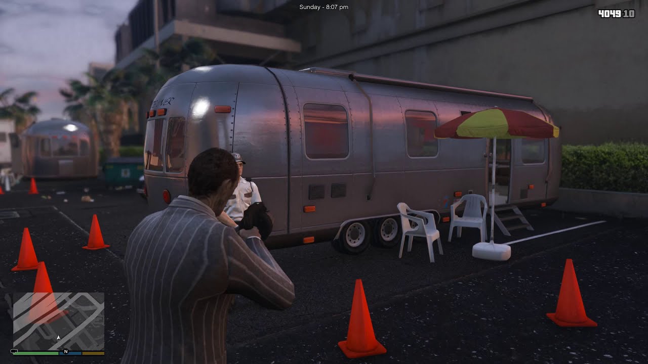 GTA V playing has the mine corpse (Isaac) - YouTube