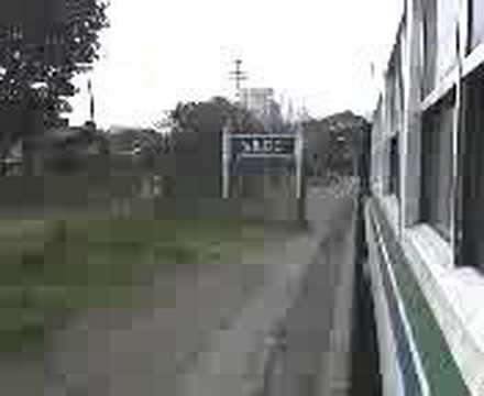 Viajando en el estribo del tren Línea Roca - YouTube