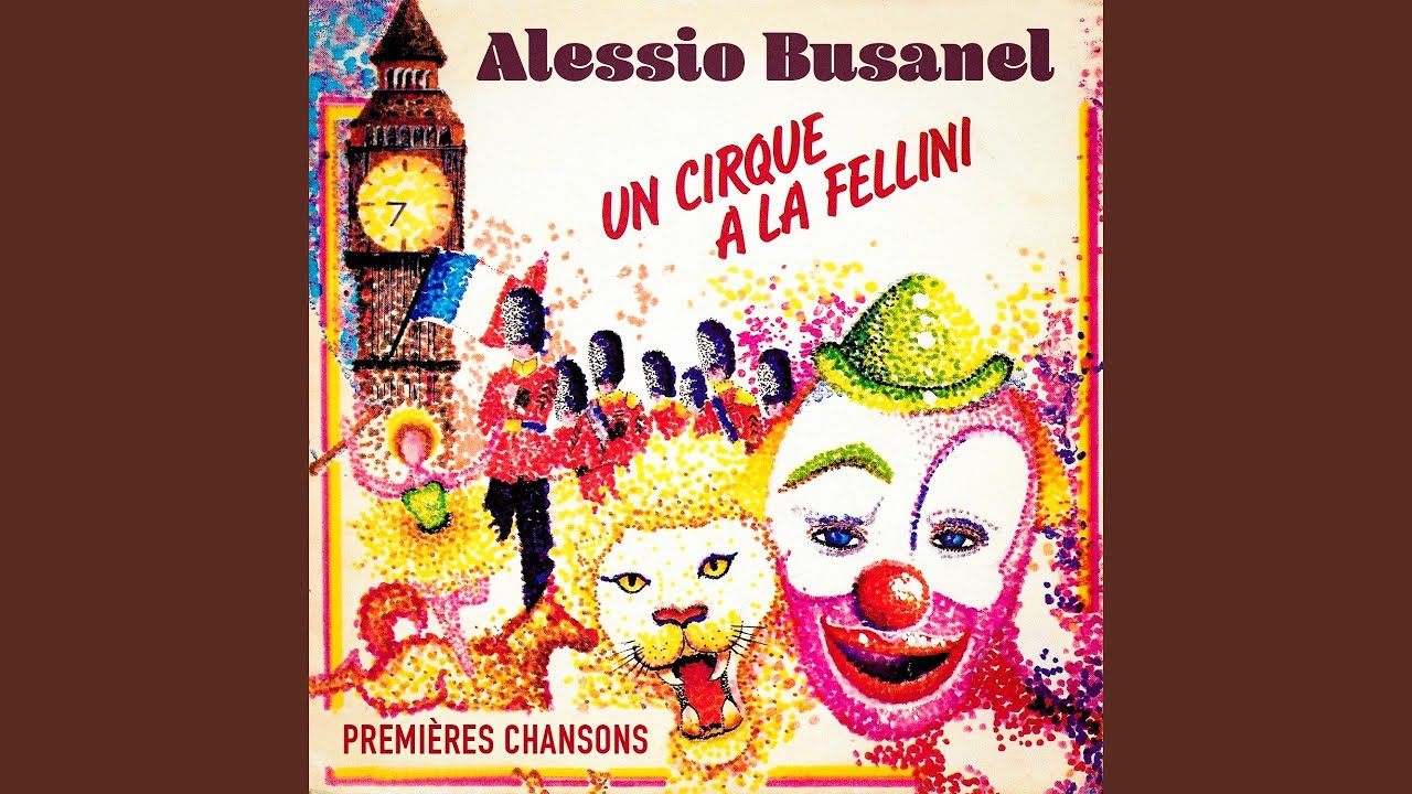 Un cirque à la Fellini - YouTube