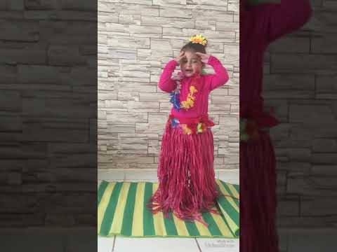 Isabel dançando pra Jesus