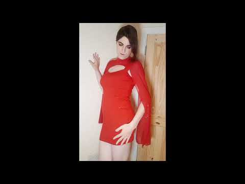 Crossdresser Michelle Diaz shows off GORGEOUS red dress!
