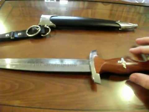SA dagger (replica) - YouTube