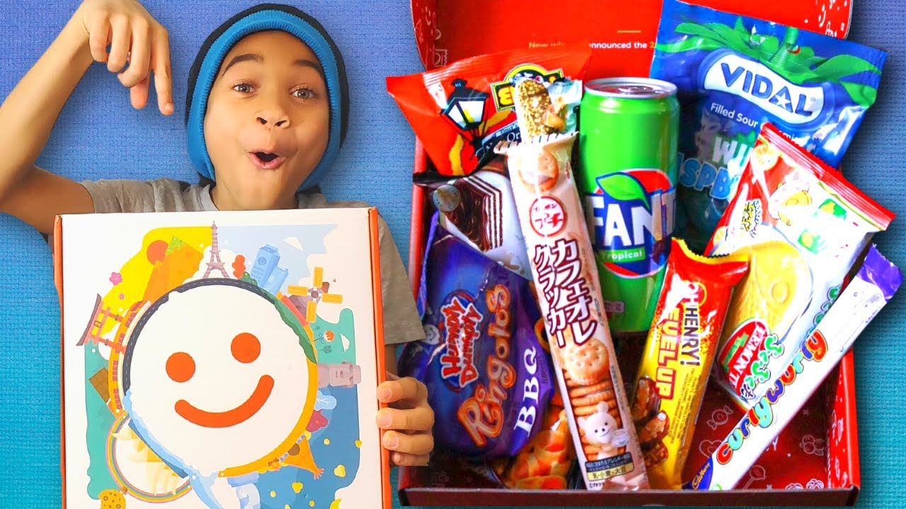 The MOST DETAILED Munchpak Unboxing - We Rated It All (good and bad ...