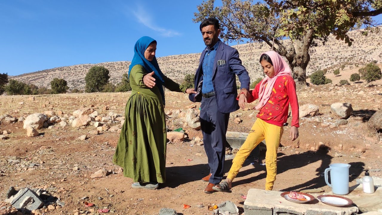 The engineer's arrival to take Haditha home and Zainab's fight with the engineer - YouTube