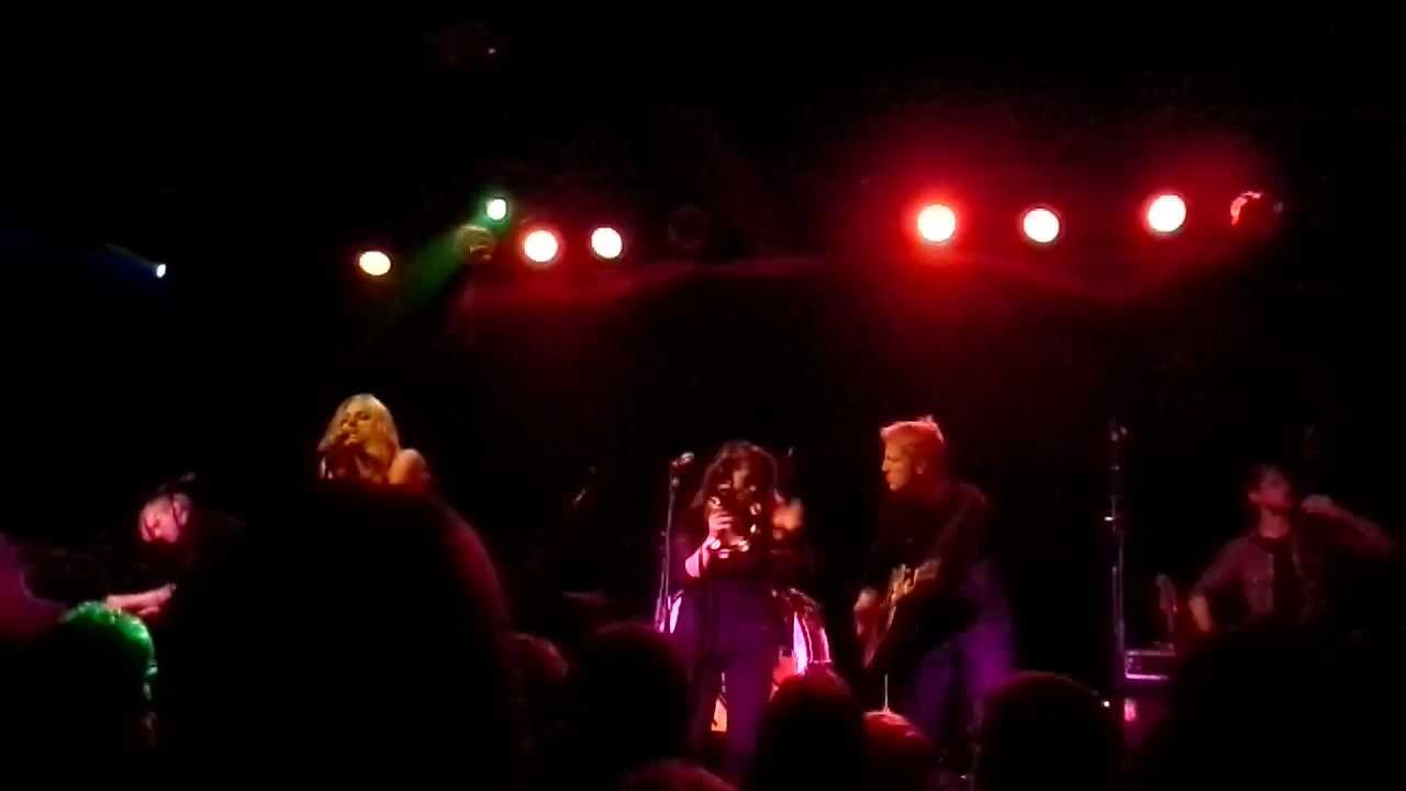Delta Rae - Holding on to Good - Live - YouTube