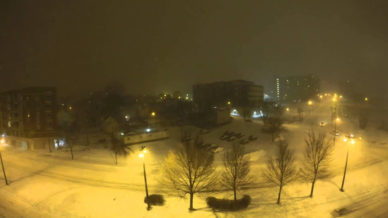 Time Lapse Snow Storm Milwaukee, WI - YouTube