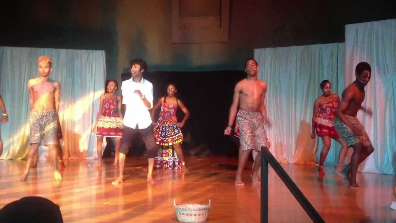 Angolan Dance 2013 - YouTube