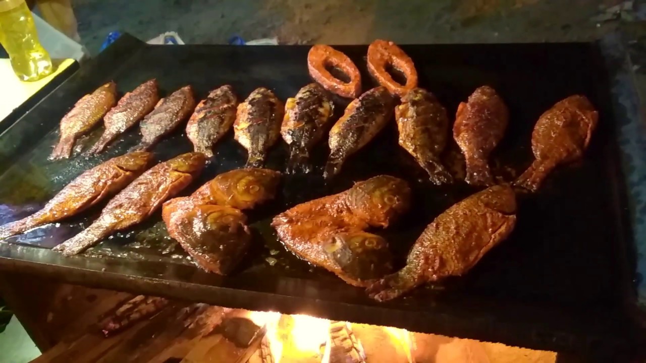South Indian Style Fish Barbecue | South India Street food Tour - YouTube