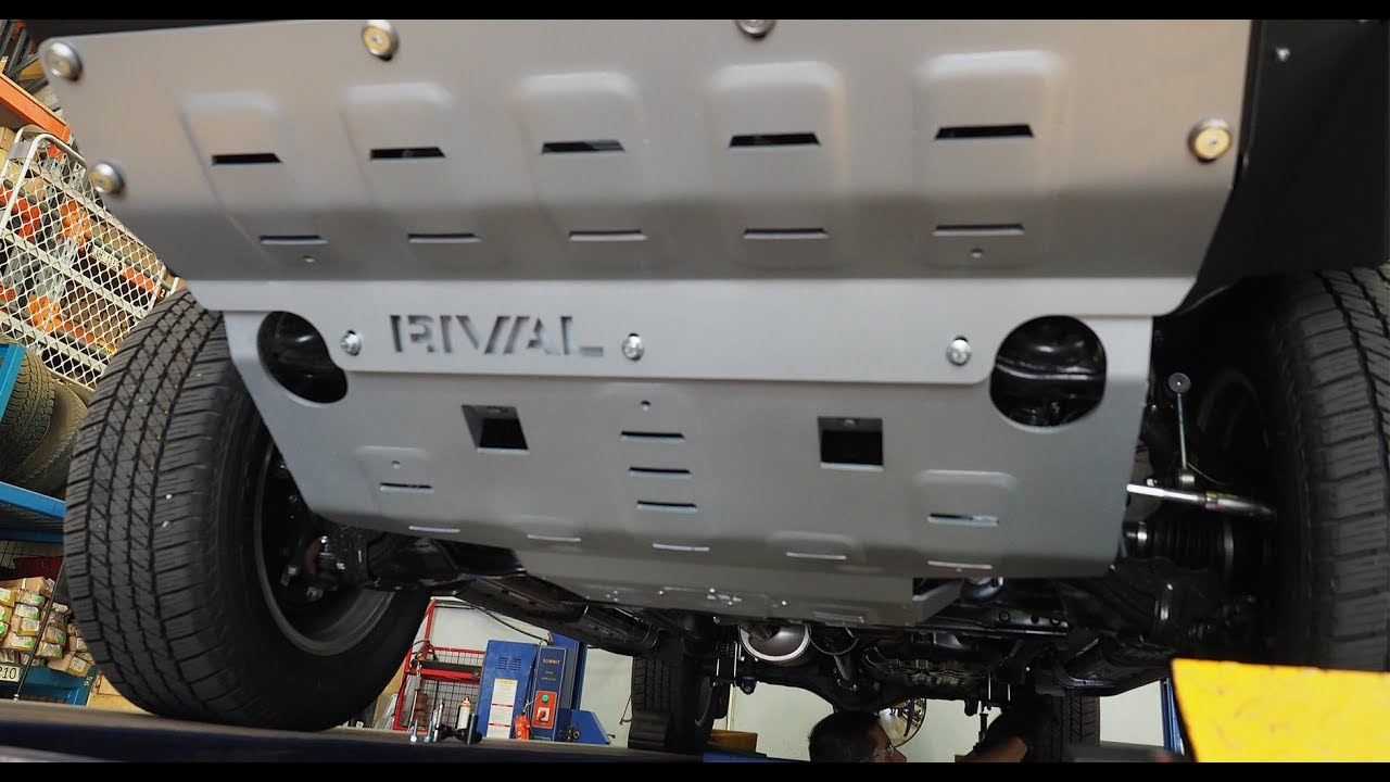Drivetech 4x4 Hilux Armour Fitment - YouTube