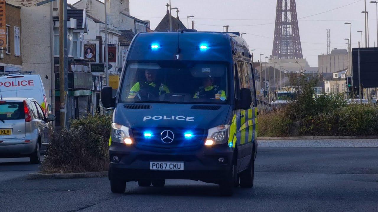 Operational Support Unit Carrier Responding | Lancashire Police - YouTube