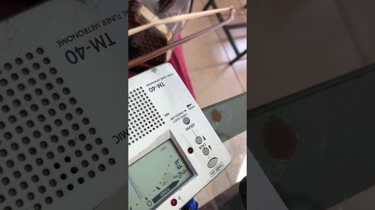 tuning erhu - YouTube