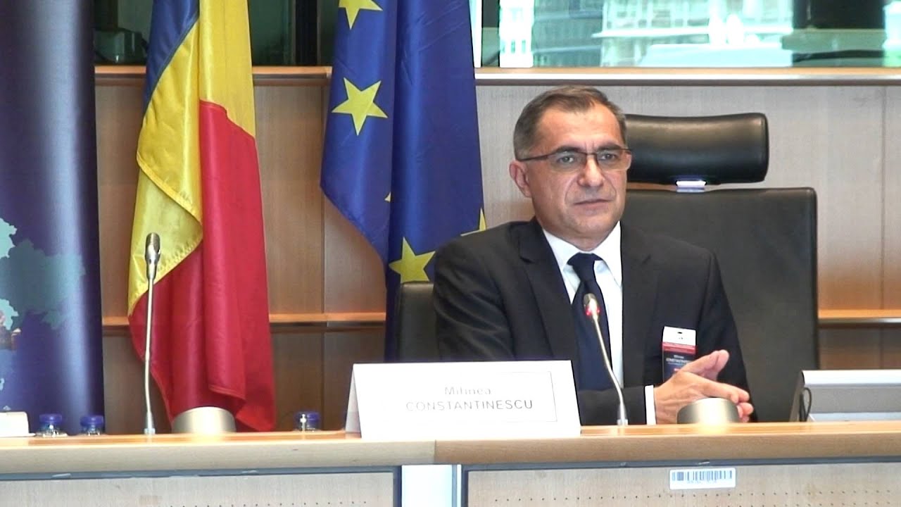 Mihnea Constantinescu la conferinta CRE 2015 - YouTube