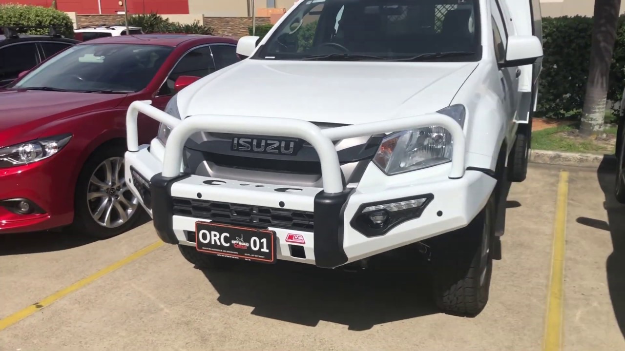mcc 4x4 Phoenix Bull bar Stainless Loop painted - YouTube