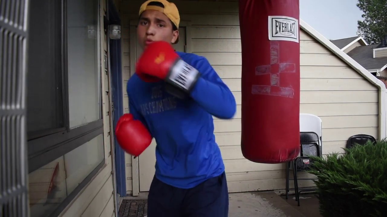 BOXING WORKOUT 1 l Vlog - YouTube