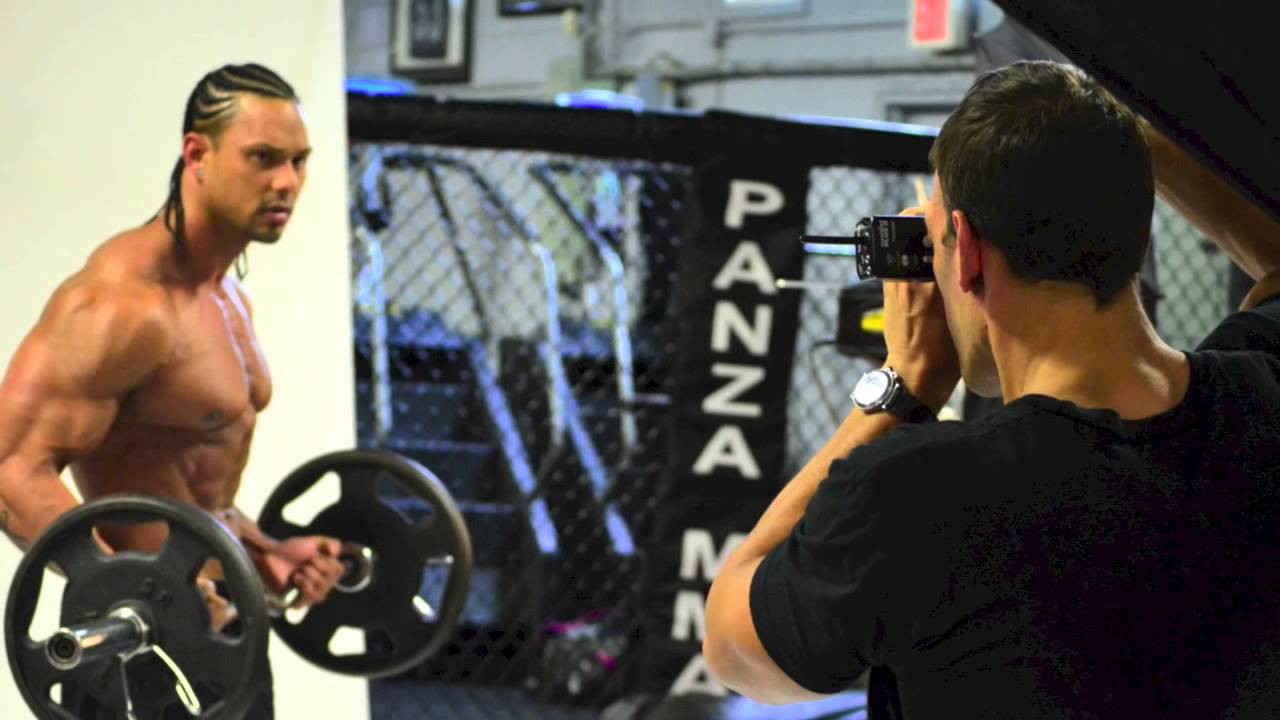 Frank Sepe at The East Coast Mecca Photographing IFBB Pro Mark Anthony ...