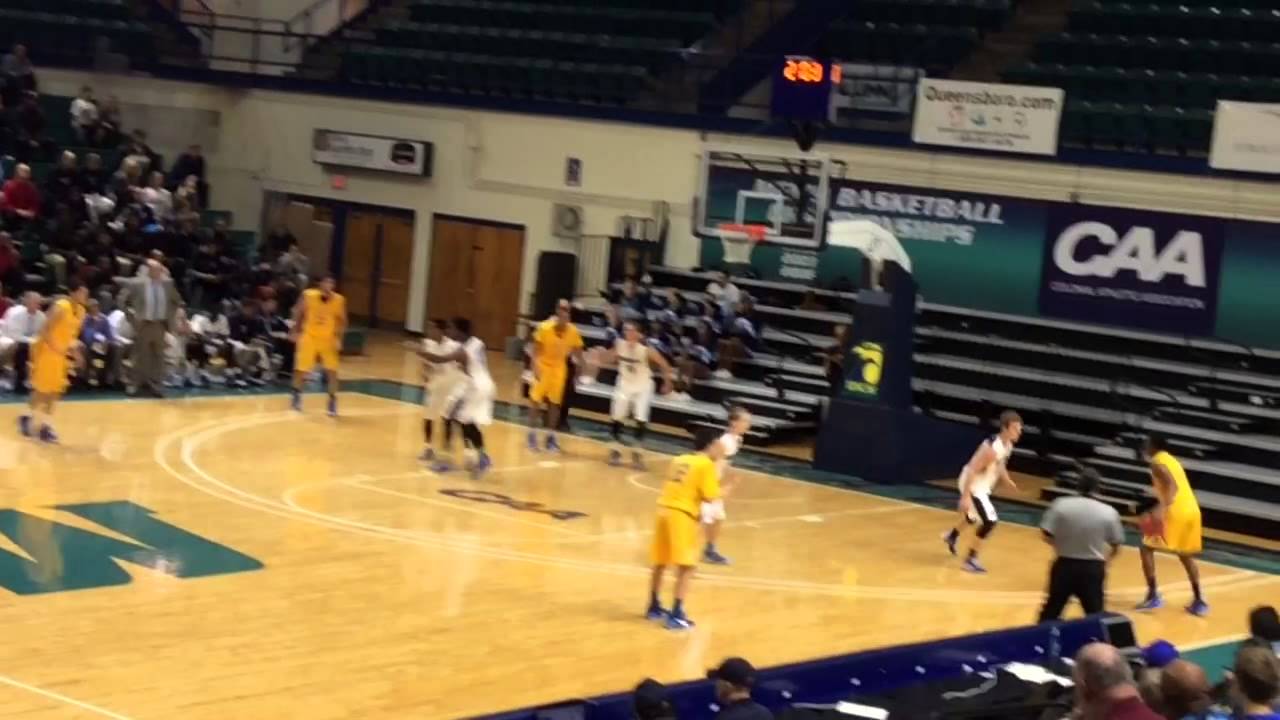 Bullis Bulldogs at 2014 Leon Brogden Holiday Tourny UNC-Wilmington ...