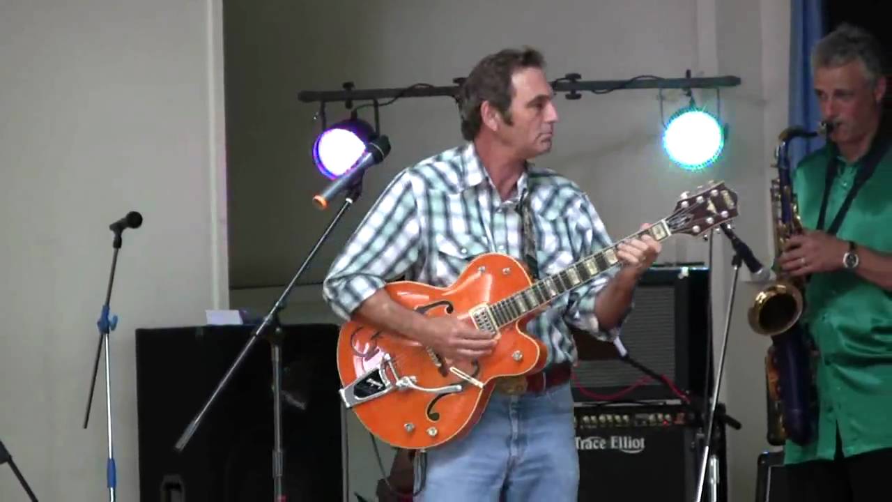 Xmas In The 'Ville - (Original Song) Rick Croft - YouTube