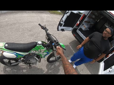 Scammer Tries To Sell Me Stolen Lemon Pit Bike With Flat Tires For $150 - YouTube